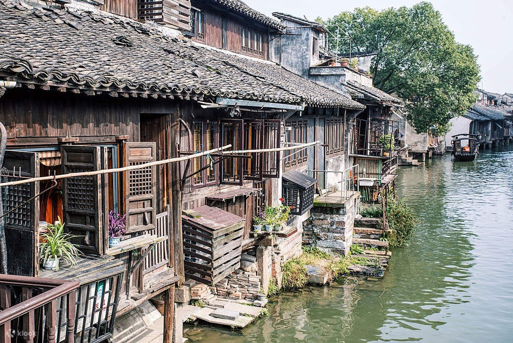 [Round Trip from Hangzhou] Wuzhen Day Tour: Wuzhen East Gate/Xitang ...